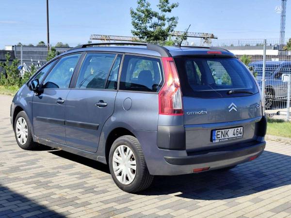 Pelēks Citroen Grand C4 Picasso 2007 Šauļi, ar dzinēja tilpumu 1.60 L un nobraukumu 285 tūkst. km par 1200 €, foto 5 vietnē AUTOMOTO.COM.LV
