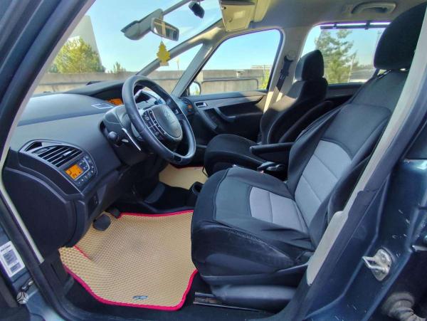 Pelēks Citroen Grand C4 Picasso 2007 Šauļi, ar dzinēja tilpumu 1.60 L un nobraukumu 285 tūkst. km par 1200 €, foto 9 vietnē AUTOMOTO.COM.LV