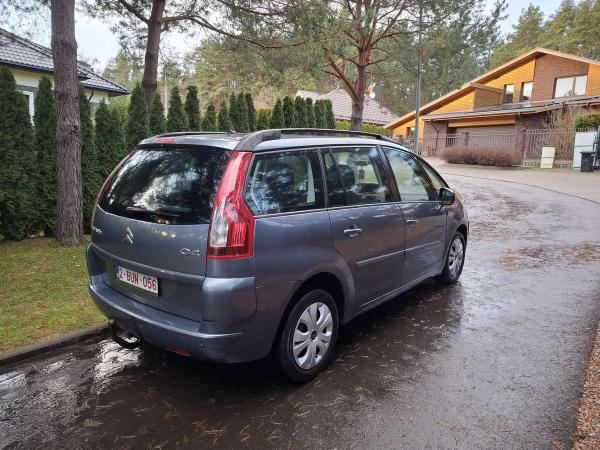 Pelēks Citroen Grand C4 Picasso 2010 Viļņa, ar dzinēja tilpumu 1.56 L un nobraukumu 280 tūkst. km par 2400 €, foto 6 vietnē AUTOMOTO.COM.LV