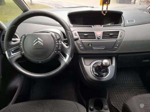 Grey Citroen Grand C4 Picasso 2010 in Vilnius, with an engine capacity of 1.56 L and mileage of 280 thousand km for 2400 €, photo 10 on AUTOMOTO.COM.LV