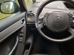 Grey Citroen Grand C4 Picasso 2010 in Vilnius, with an engine capacity of 1.56 L and mileage of 280 thousand km for 2400 €, photo 12 on AUTOMOTO.COM.LV