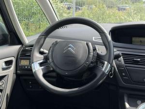 Pelēks Citroen Grand C4 Picasso 2011 Tauragė, ar dzinēja tilpumu 1.60 L un nobraukumu 19 tūkst. km par 2400 €, foto 15 vietnē AUTOMOTO.COM.LV