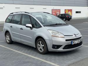 Pelēks Citroen Grand C4 Picasso 2011 Kauņa, ar dzinēja tilpumu 1.60 L un nobraukumu 330 tūkst. km par 1200 €, foto 4 vietnē AUTOMOTO.COM.LV