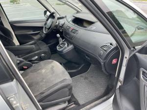 Pelēks Citroen Grand C4 Picasso 2011 Kauņa, ar dzinēja tilpumu 1.60 L un nobraukumu 330 tūkst. km par 1200 €, foto 12 vietnē AUTOMOTO.COM.LV