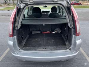 Pelēks Citroen Grand C4 Picasso 2011 Kauņa, ar dzinēja tilpumu 1.60 L un nobraukumu 330 tūkst. km par 1200 €, foto 19 vietnē AUTOMOTO.COM.LV