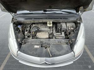 Pelēks Citroen Grand C4 Picasso 2011 Kauņa, ar dzinēja tilpumu 1.60 L un nobraukumu 330 tūkst. km par 1200 €, foto 20 vietnē AUTOMOTO.COM.LV
