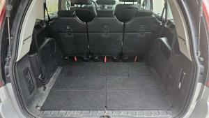 Pelēks Citroen Grand C4 Picasso 2012 Viļņa, ar dzinēja tilpumu 2.00 L un nobraukumu 376 tūkst. km par 3499 €, foto 6 vietnē AUTOMOTO.COM.LV