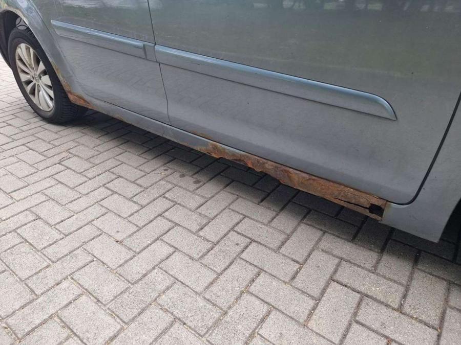 Pelēks Citroen Grand C4 Picasso 2012 Viļņa, ar dzinēja tilpumu 0.00 L un nobraukumu 300 tūkst. km par 499 €, foto 6 vietnē AUTOMOTO.COM.LV