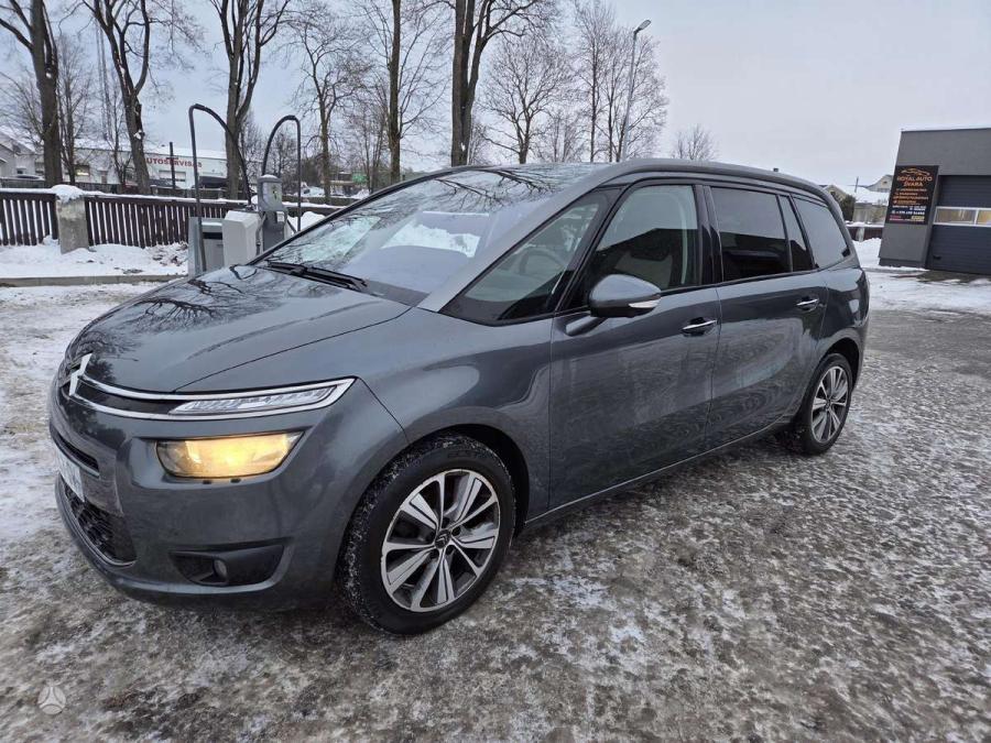 Pelēks Citroen Grand C4 Picasso 2013 Tauragė, ar dzinēja tilpumu 1.56 L un nobraukumu 220 tūkst. km par 5600 €, foto 1 vietnē AUTOMOTO.COM.LV