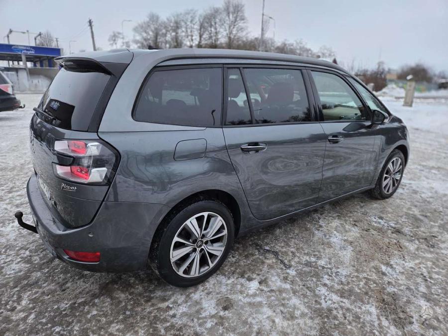 Pelēks Citroen Grand C4 Picasso 2013 Tauragė, ar dzinēja tilpumu 1.56 L un nobraukumu 220 tūkst. km par 5600 €, foto 9 vietnē AUTOMOTO.COM.LV