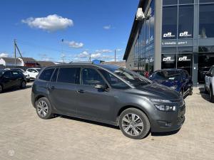 Grey Citroen Grand C4 Picasso 2013 in Taurage, with an engine capacity of 1.60 L and mileage of 163 thousand km for 4900 €, photo  on AUTOMOTO.COM.LV