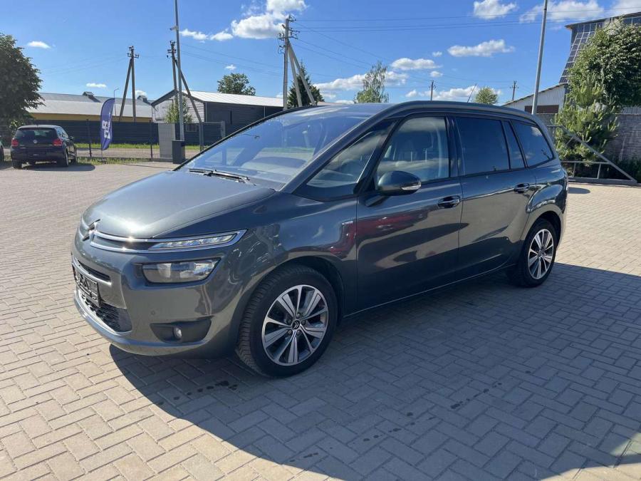 Grey Citroen Grand C4 Picasso 2013 in Taurage, with an engine capacity of 1.60 L and mileage of 163 thousand km for 4900 €, photo 5 on AUTOMOTO.COM.LV