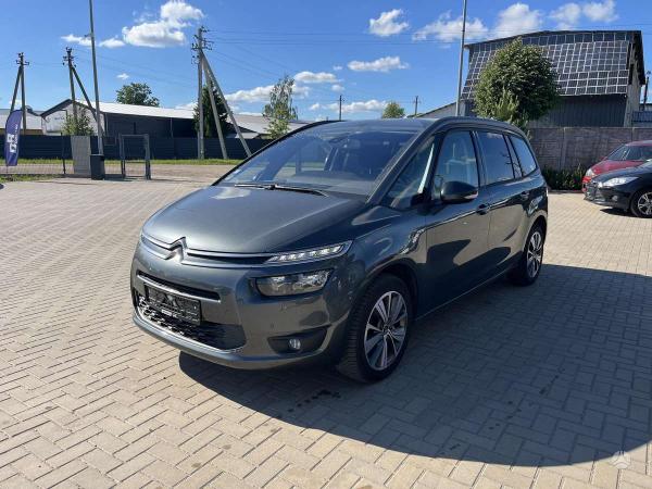 Grey Citroen Grand C4 Picasso 2013 in Taurage, with an engine capacity of 1.60 L and mileage of 163 thousand km for 4900 €, photo 6 on AUTOMOTO.COM.LV