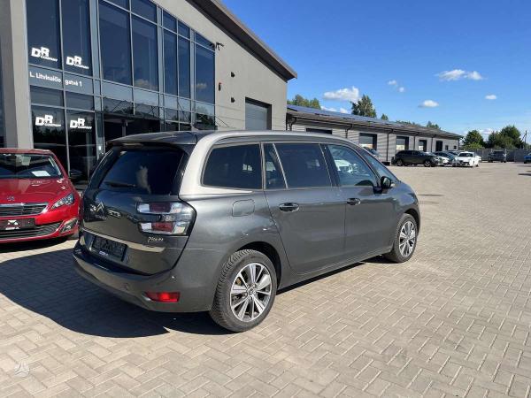 Grey Citroen Grand C4 Picasso 2013 in Taurage, with an engine capacity of 1.60 L and mileage of 163 thousand km for 4900 €, photo 8 on AUTOMOTO.COM.LV