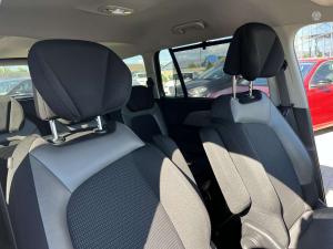 Grey Citroen Grand C4 Picasso 2013 in Taurage, with an engine capacity of 1.60 L and mileage of 163 thousand km for 4900 €, photo 28 on AUTOMOTO.COM.LV