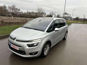 Grey Citroen Grand C4 Picasso 2014 in Taurage, with an engine capacity of 1.56 L and mileage of 238 thousand km for 4800 €, photo  on AUTOMOTO.COM.LV