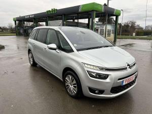 Grey Citroen Grand C4 Picasso 2014 in Taurage, with an engine capacity of 1.56 L and mileage of 238 thousand km for 4800 €, photo 2 on AUTOMOTO.COM.LV