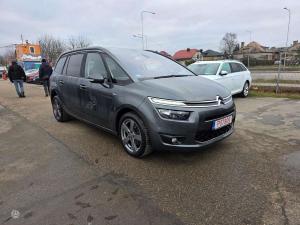 Grey Citroen Grand C4 Picasso 2014 in Siauliai, with an engine capacity of 2.00 L and mileage of 129 thousand km for 6500 €, photo 3 on AUTOMOTO.COM.LV