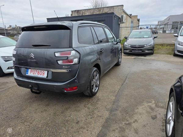 Pelēks Citroen Grand C4 Picasso 2014 Šauļi, ar dzinēja tilpumu 2.00 L un nobraukumu 129 tūkst. km par 6500 €, foto 5 vietnē AUTOMOTO.COM.LV