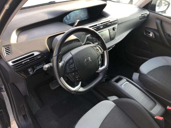 Pelēks Citroen Grand C4 Picasso 2014 Klaipėda, ar dzinēja tilpumu 1.60 L un nobraukumu 243 tūkst. km par 4999 €, foto 11 vietnē AUTOMOTO.COM.LV