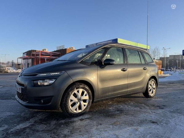Pelēks Citroen Grand C4 Picasso 2014 Elektrėnai, ar dzinēja tilpumu 1.56 L un nobraukumu 267 tūkst. km par 5450 €, foto 1 vietnē AUTOMOTO.COM.LV