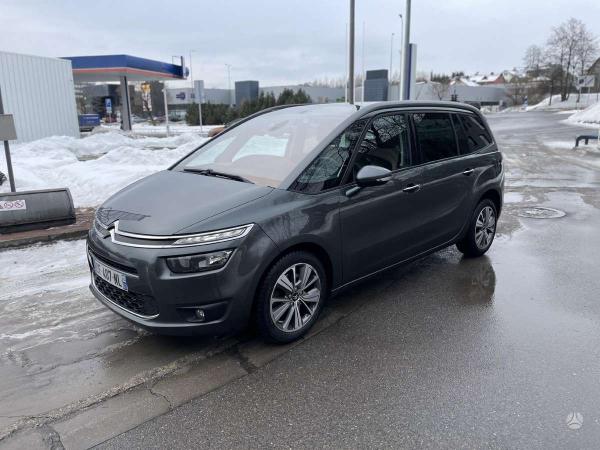 Pelēks Citroen Grand C4 Picasso 2014 Viļņa, ar dzinēja tilpumu 2.00 L un nobraukumu 314 tūkst. km par 5300 €, foto 1 vietnē AUTOMOTO.COM.LV