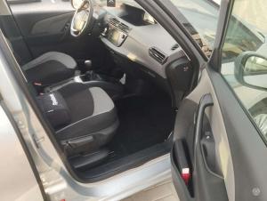 Pelēks Citroen Grand C4 Picasso 2014 Tauragė, ar dzinēja tilpumu 1.56 L un nobraukumu 240 tūkst. km par 4600 €, foto 7 vietnē AUTOMOTO.COM.LV