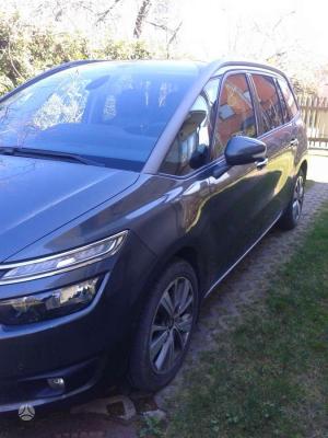 Grey Citroen Grand C4 Picasso 2014 in Kaunas, with an engine capacity of 1.60 L and mileage of 198 thousand km for 6400 €, photo  on AUTOMOTO.COM.LV