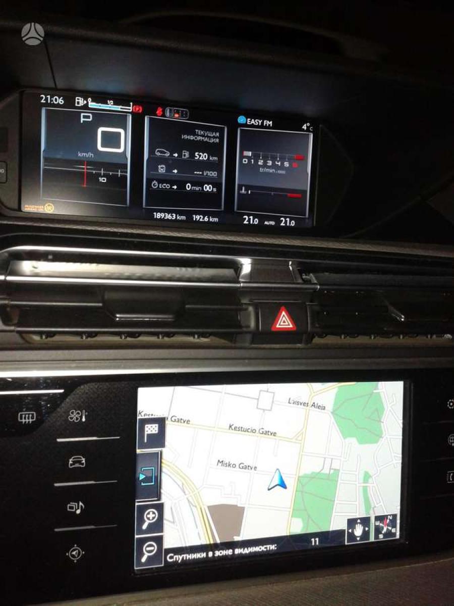 Pelēks Citroen Grand C4 Picasso 2014 Kauņa, ar dzinēja tilpumu 1.60 L un nobraukumu 198 tūkst. km par 6400 €, foto 4 vietnē AUTOMOTO.COM.LV
