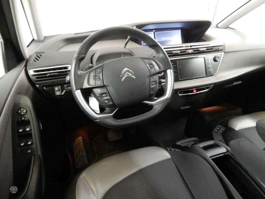 Pelēks Citroen Grand C4 Picasso 2014 Kauņa, ar dzinēja tilpumu 1.60 L un nobraukumu 198 tūkst. km par 6400 €, foto 5 vietnē AUTOMOTO.COM.LV