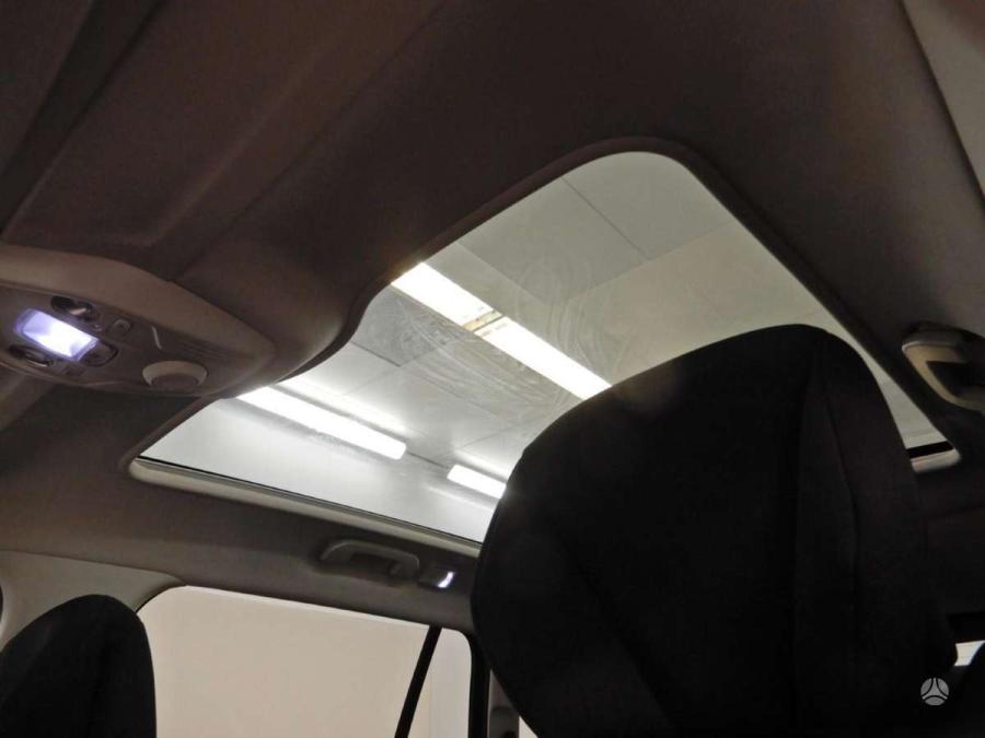Pelēks Citroen Grand C4 Picasso 2014 Kauņa, ar dzinēja tilpumu 1.60 L un nobraukumu 198 tūkst. km par 6400 €, foto 9 vietnē AUTOMOTO.COM.LV