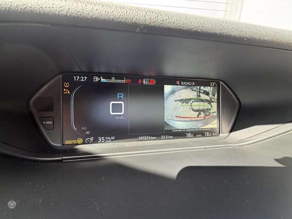 Grey Citroen Grand C4 Picasso 2014 in Siauliai, with an engine capacity of 2.00 L and mileage of 190 thousand km for 5100 €, photo 4 on AUTOMOTO.COM.LV