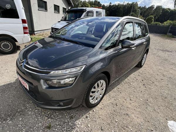 Grey Citroen Grand C4 Picasso 2014 in Siauliai, with an engine capacity of 2.00 L and mileage of 190 thousand km for 5100 €, photo 8 on AUTOMOTO.COM.LV