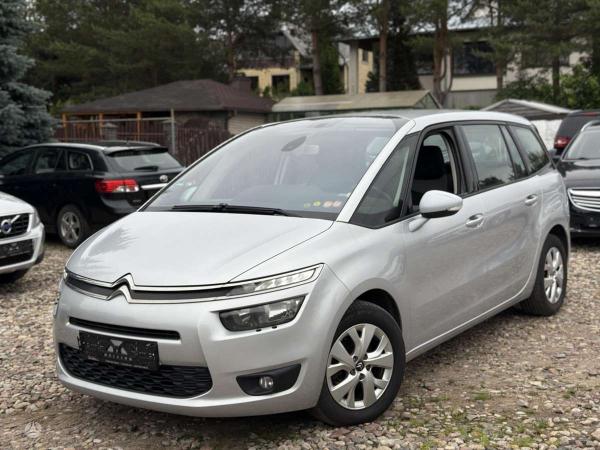 Grey Citroen Grand C4 Picasso 2014 in Utena, with an engine capacity of 1.56 L and mileage of 260 thousand km for 3990 €, photo 2 on AUTOMOTO.COM.LV