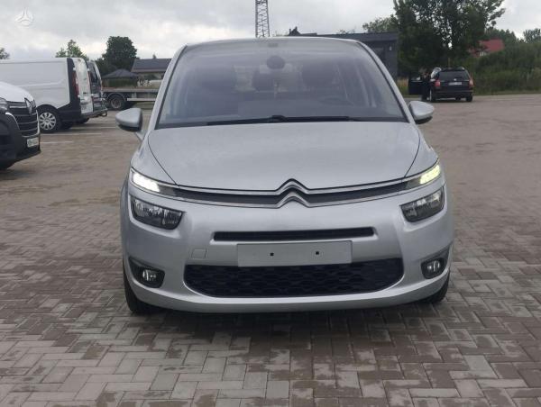 Pelēks Citroen Grand C4 Picasso 2014 Tauragė, ar dzinēja tilpumu 1.56 L un nobraukumu 240 tūkst. km par 4300 €, foto 1 vietnē AUTOMOTO.COM.LV