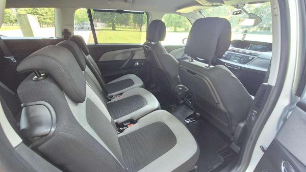 Pelēks Citroen Grand C4 Picasso 2014 Tauragė, ar dzinēja tilpumu 2.00 L un nobraukumu 255 tūkst. km par 5500 €, foto 10 vietnē AUTOMOTO.COM.LV