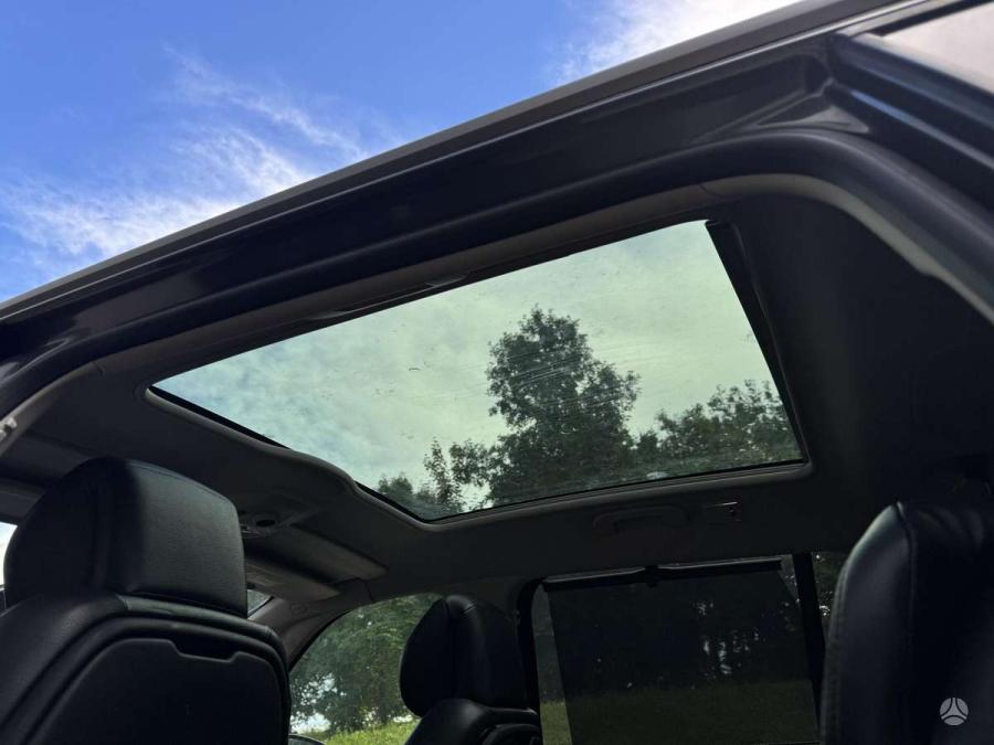 Pelēks Citroen Grand C4 Picasso 2014 Alīta, ar dzinēja tilpumu 2.00 L un nobraukumu 289 tūkst. km par 3800 €, foto 12 vietnē AUTOMOTO.COM.LV