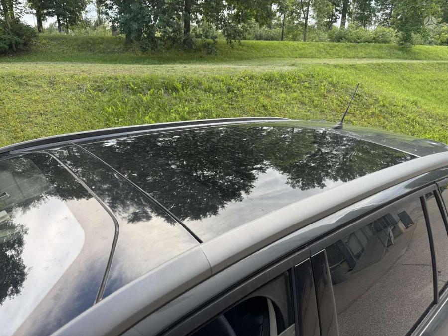 Pelēks Citroen Grand C4 Picasso 2014 Alīta, ar dzinēja tilpumu 2.00 L un nobraukumu 289 tūkst. km par 3800 €, foto 30 vietnē AUTOMOTO.COM.LV