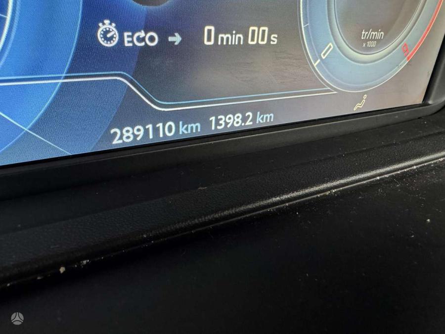 Grey Citroen Grand C4 Picasso 2014 in Alytus, with an engine capacity of 2.00 L and mileage of 289 thousand km for 3450 €, photo 34 on AUTOMOTO.COM.LV