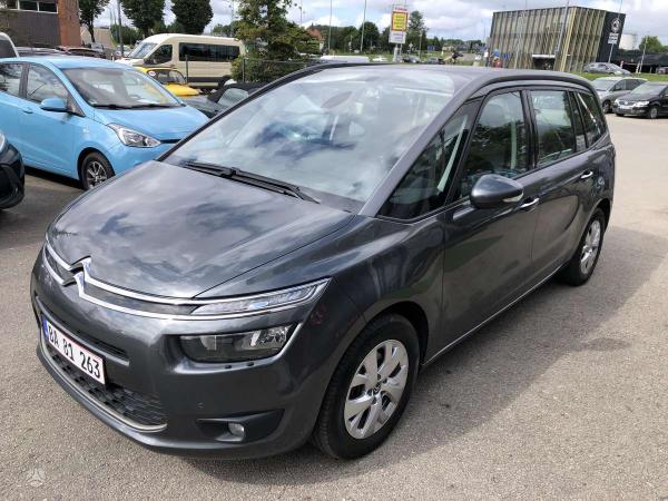 Pelēks Citroen Grand C4 Picasso 2014 Klaipėda, ar dzinēja tilpumu 1.56 L un nobraukumu 242 tūkst. km par 5299 €, foto 1 vietnē AUTOMOTO.COM.LV