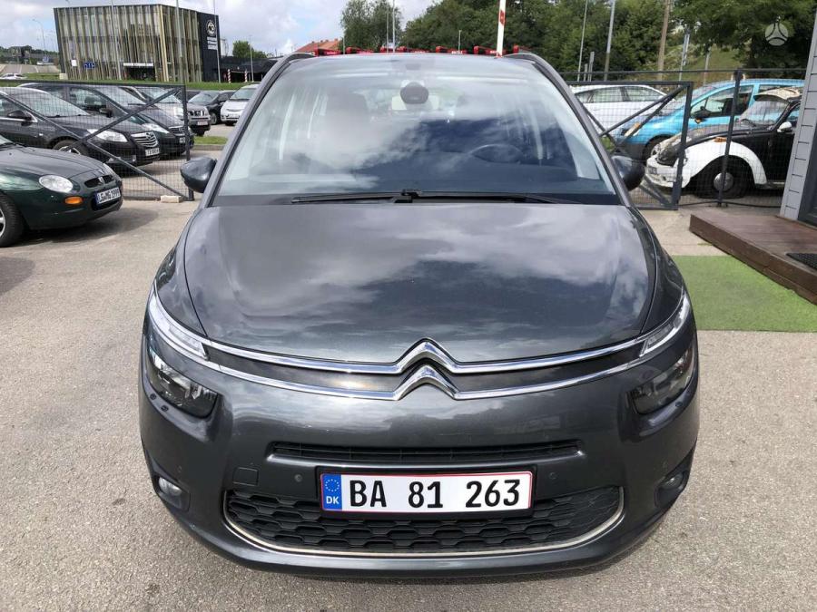 Pelēks Citroen Grand C4 Picasso 2014 Klaipėda, ar dzinēja tilpumu 1.56 L un nobraukumu 242 tūkst. km par 5299 €, foto 3 vietnē AUTOMOTO.COM.LV