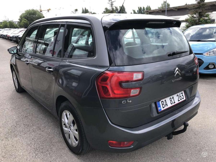 Pelēks Citroen Grand C4 Picasso 2014 Klaipėda, ar dzinēja tilpumu 1.56 L un nobraukumu 242 tūkst. km par 5299 €, foto 6 vietnē AUTOMOTO.COM.LV