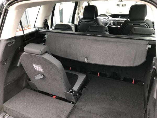 Pelēks Citroen Grand C4 Picasso 2014 Klaipėda, ar dzinēja tilpumu 1.56 L un nobraukumu 242 tūkst. km par 5299 €, foto 7 vietnē AUTOMOTO.COM.LV