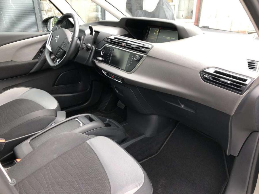 Pelēks Citroen Grand C4 Picasso 2014 Klaipėda, ar dzinēja tilpumu 1.56 L un nobraukumu 242 tūkst. km par 5299 €, foto 11 vietnē AUTOMOTO.COM.LV