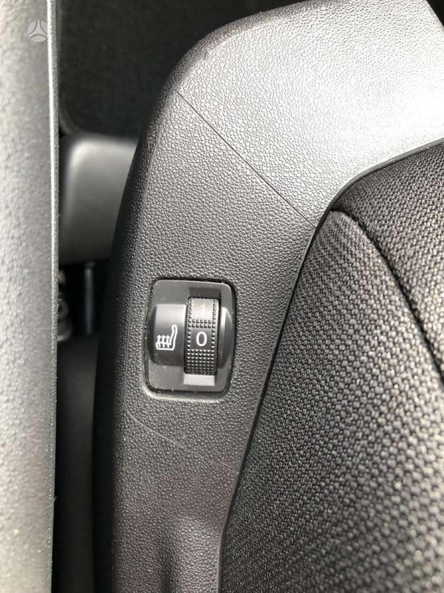 Pelēks Citroen Grand C4 Picasso 2014 Klaipėda, ar dzinēja tilpumu 1.56 L un nobraukumu 242 tūkst. km par 5299 €, foto 13 vietnē AUTOMOTO.COM.LV