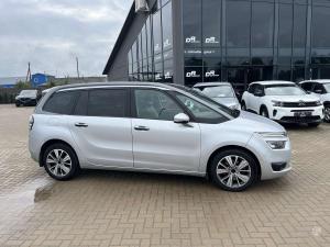 Pelēks Citroen Grand C4 Picasso 2014 Tauragė, ar dzinēja tilpumu 2.00 L un nobraukumu 250 tūkst. km par 3800 €, foto 3 vietnē AUTOMOTO.COM.LV