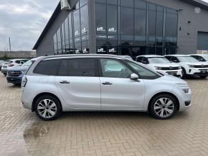 Pelēks Citroen Grand C4 Picasso 2014 Tauragė, ar dzinēja tilpumu 2.00 L un nobraukumu 250 tūkst. km par 3800 €, foto 4 vietnē AUTOMOTO.COM.LV