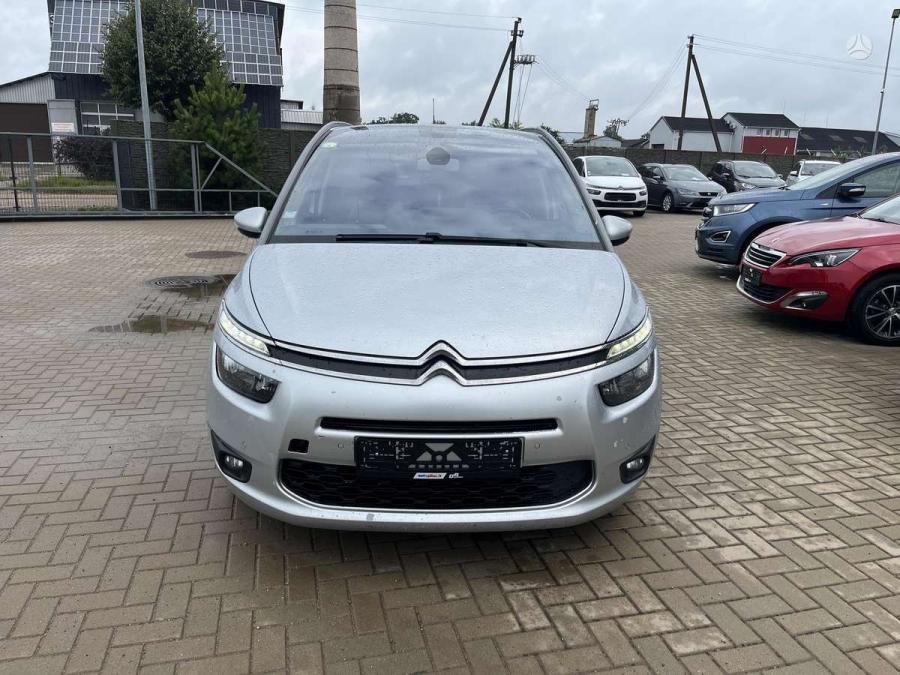 Pelēks Citroen Grand C4 Picasso 2014 Tauragė, ar dzinēja tilpumu 2.00 L un nobraukumu 250 tūkst. km par 3800 €, foto 7 vietnē AUTOMOTO.COM.LV