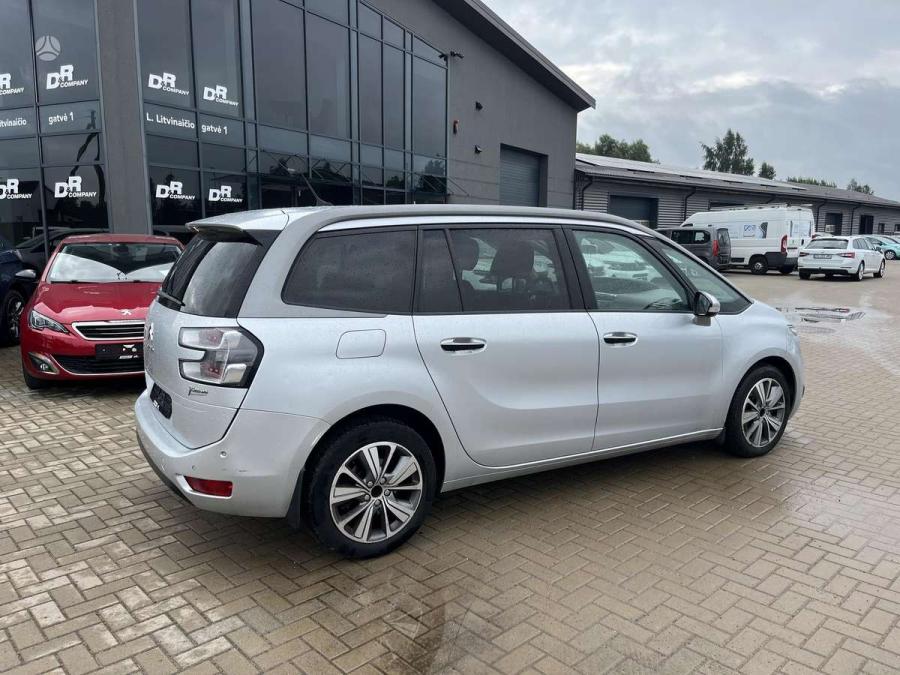 Pelēks Citroen Grand C4 Picasso 2014 Tauragė, ar dzinēja tilpumu 2.00 L un nobraukumu 250 tūkst. km par 3800 €, foto 8 vietnē AUTOMOTO.COM.LV