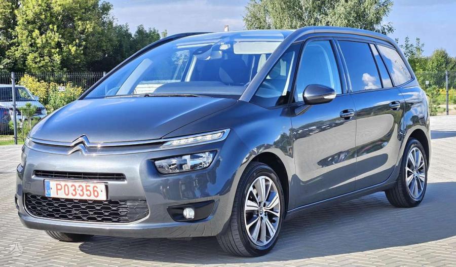 Grey Citroen Grand C4 Picasso 2014 in Taurage, with an engine capacity of 2.00 L and mileage of 263 thousand km for 5500 €, photo 1 on AUTOMOTO.COM.LV